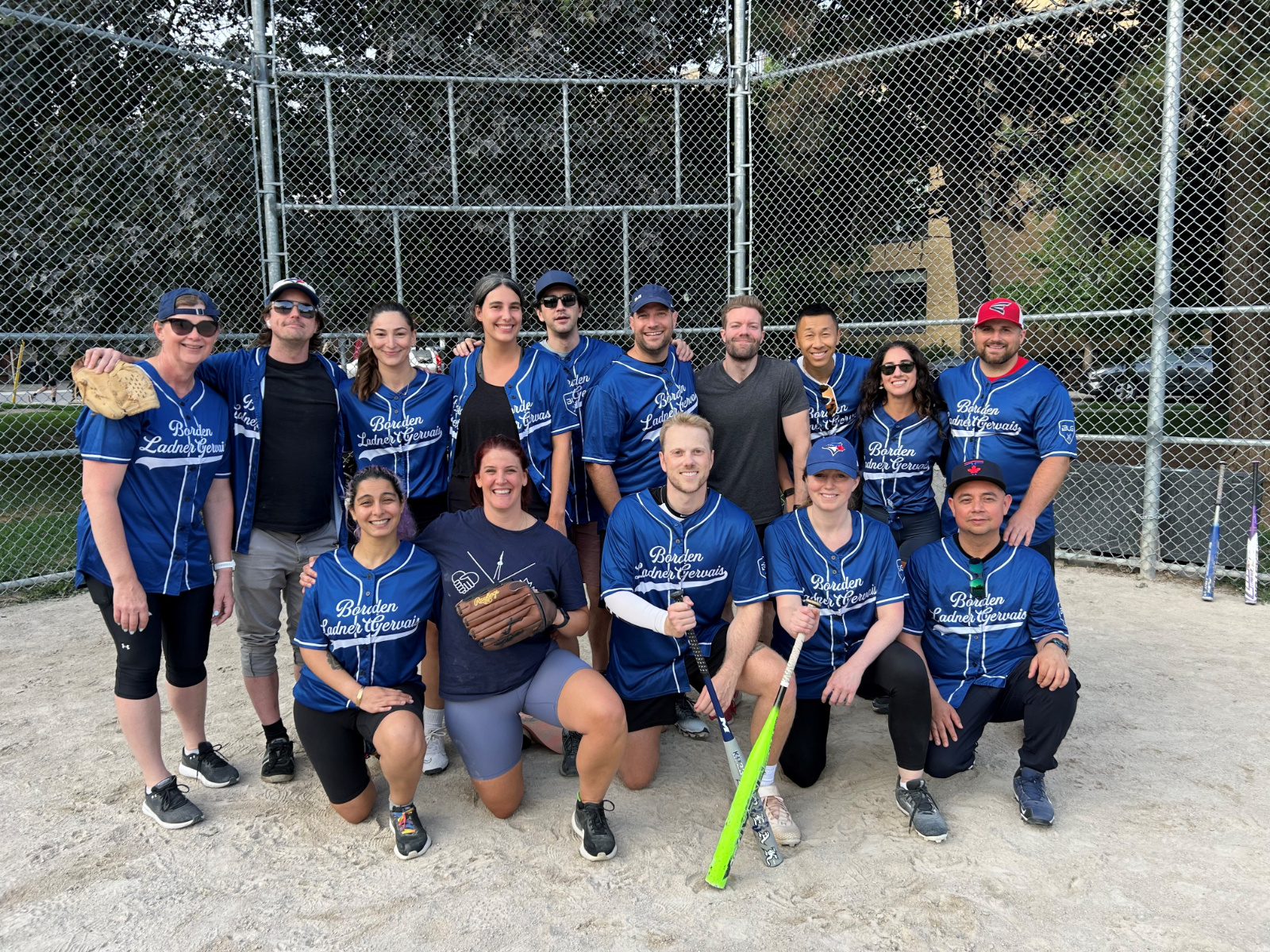 Toronto Legal Mixed Softball League : Powered by TeamLinkt